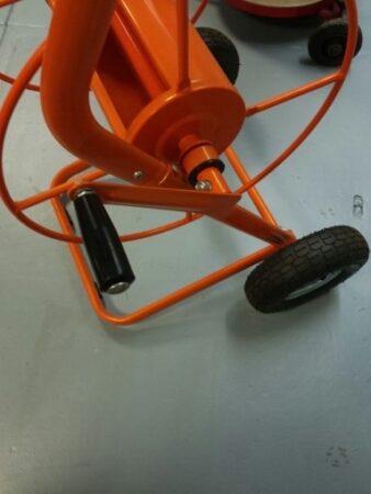 Talen Tools professionele Haspel SW1 met luchtbanden en aansluitkoppeling